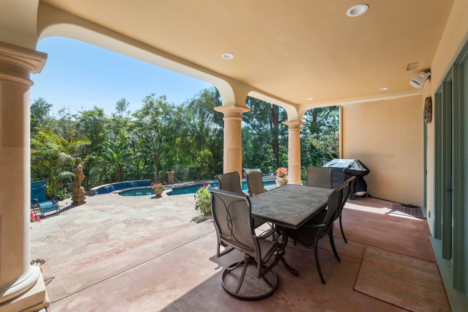 5592 Little Fawn-66 - 3D My Listing