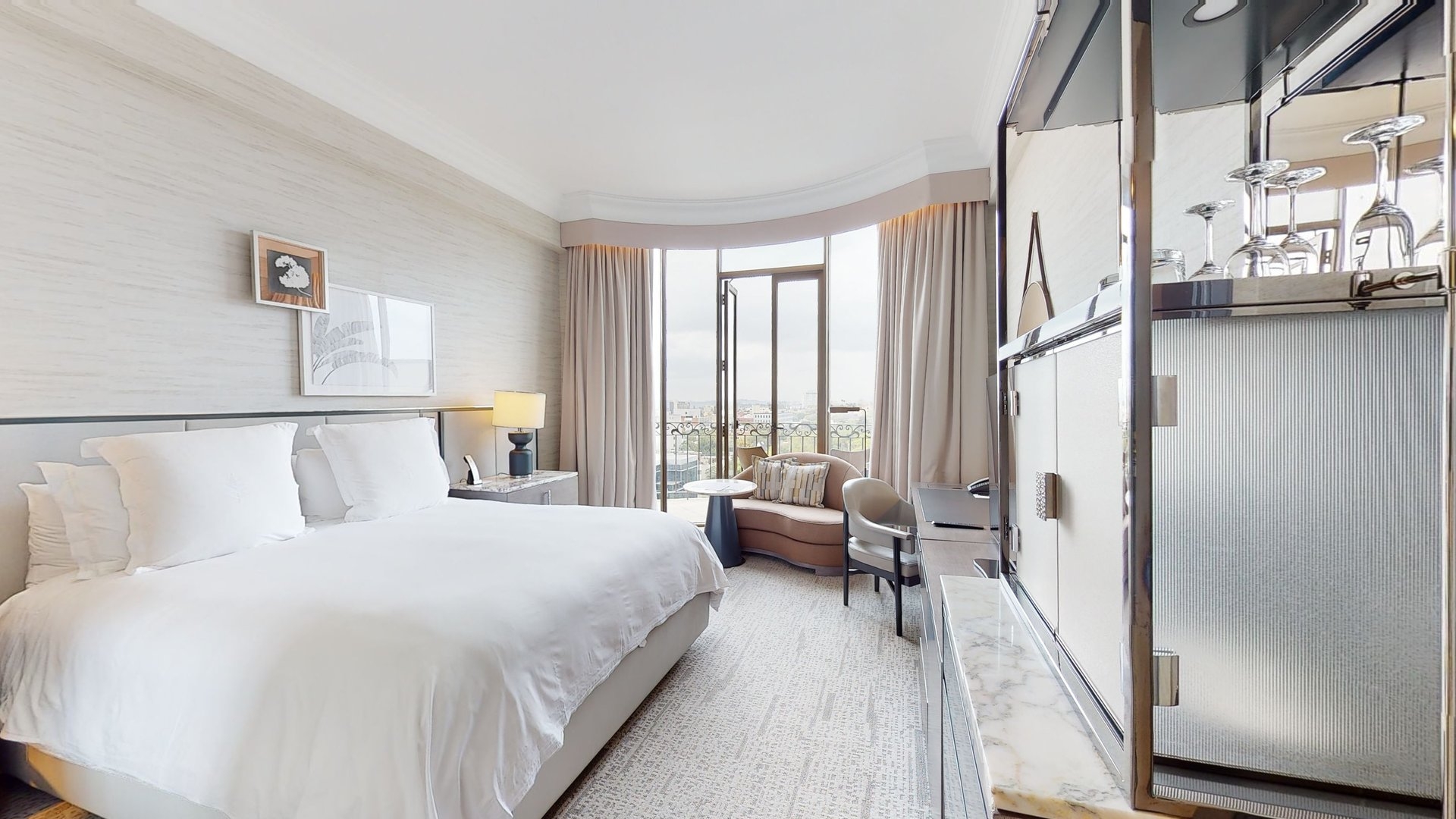 Signature Balcony Room